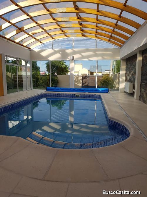 Casa con piscina climatizada Casa en venta